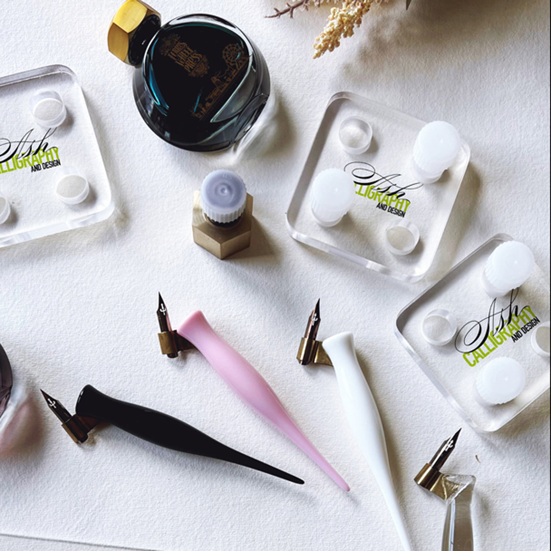 Dinky Dips – ASH CALLIGRAPHY DESIGN